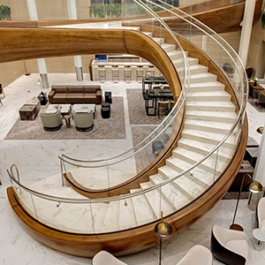 Waterline Square – Amazing Bent Glass Railing | Glasshape